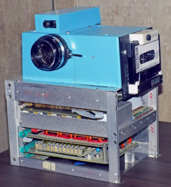 Milestones:Handheld Digital Camera, 1975 - Engineering and Technology ...